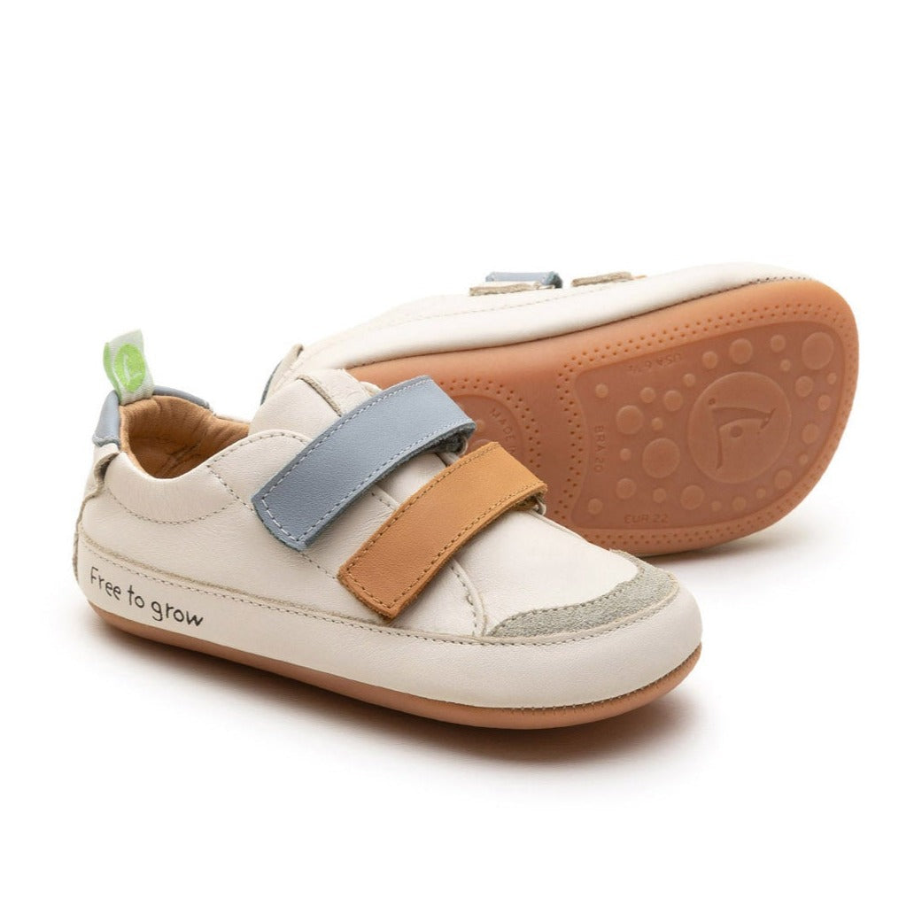 Tip Toey Joey Girl's and Boy's Bossy Play Sneakers, Tapioca/Hay/Tide B ...